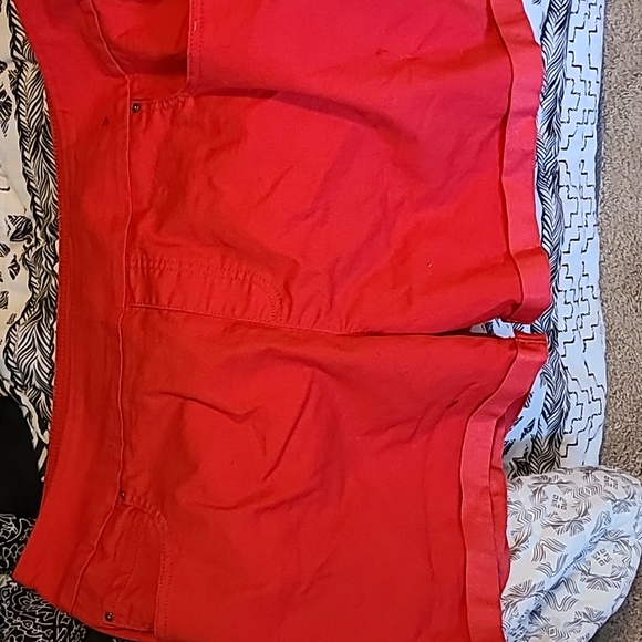 Time and Tru | Shorts | Nwot Timetru Womans Shorts Xxl 2 4 Pockets ...